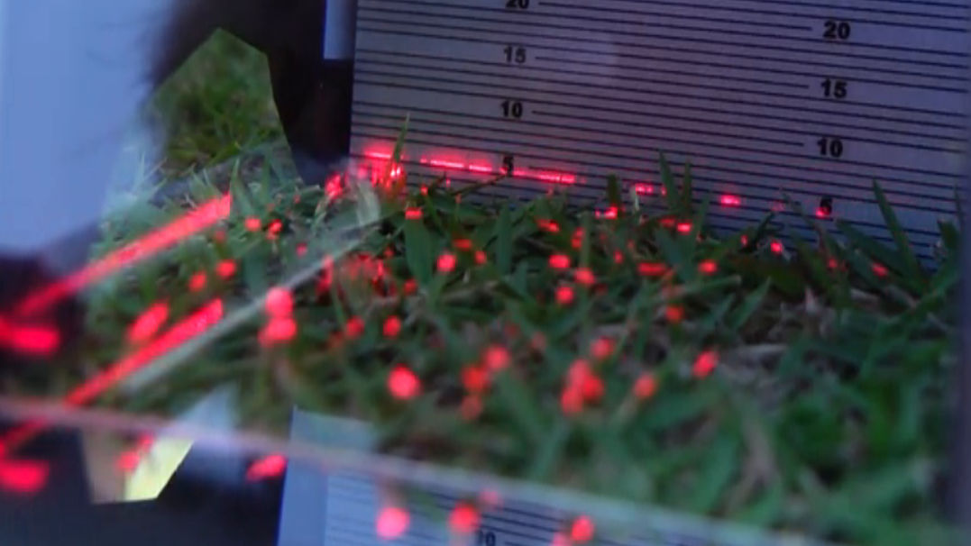 Measuring effective cutting height with a laser | Asian Turfgrass Center